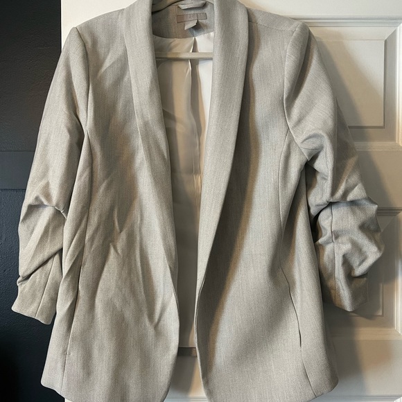 H&M | Jackets & Coats | Gray Scrunched Arm Blazer | Poshmark